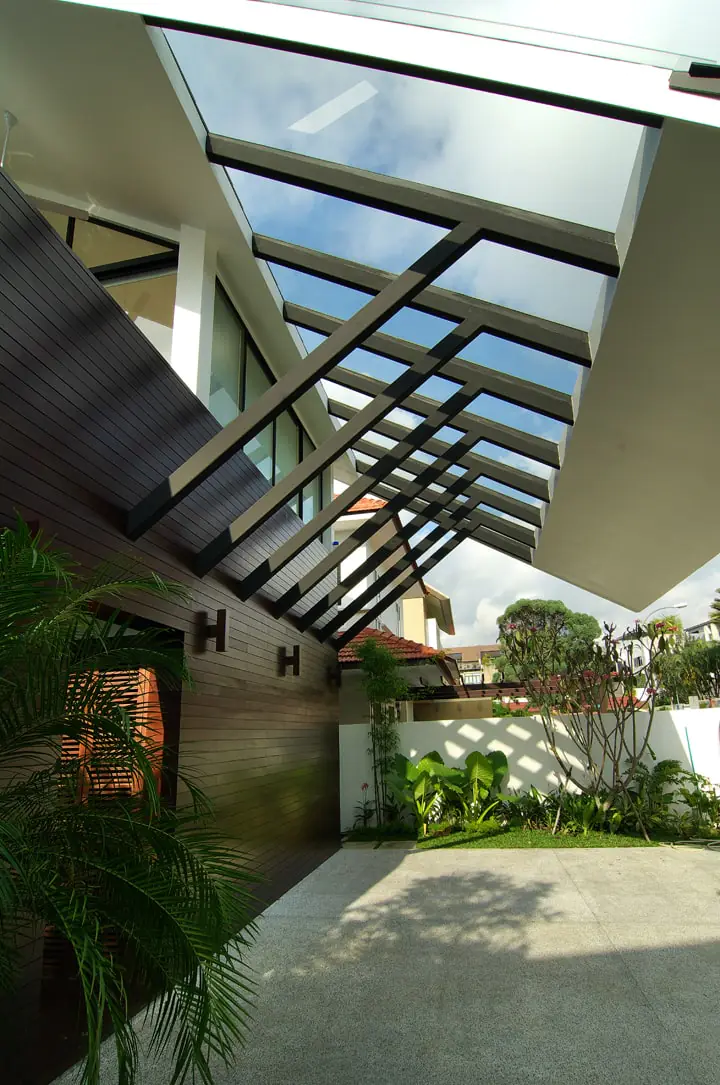 Kite Roof House - Jalan Merlimau 24 | Aamer Architects